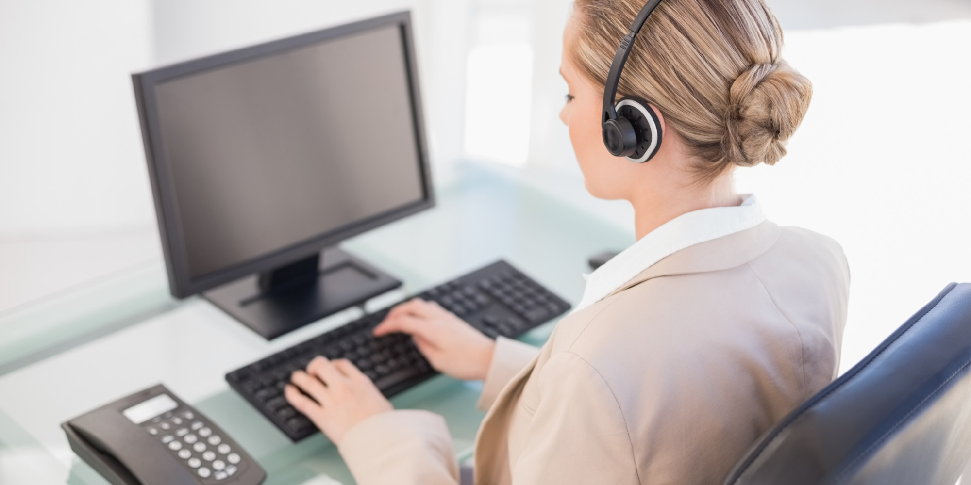 o-CALLCENTER-facebook – Mogge GmbH Gebäudereinigung